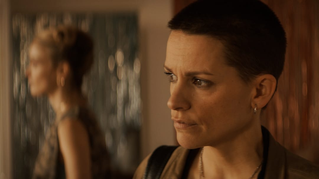 Cheyenne y Lola T01 E008: Más dura será la caída - AMC SELEKT