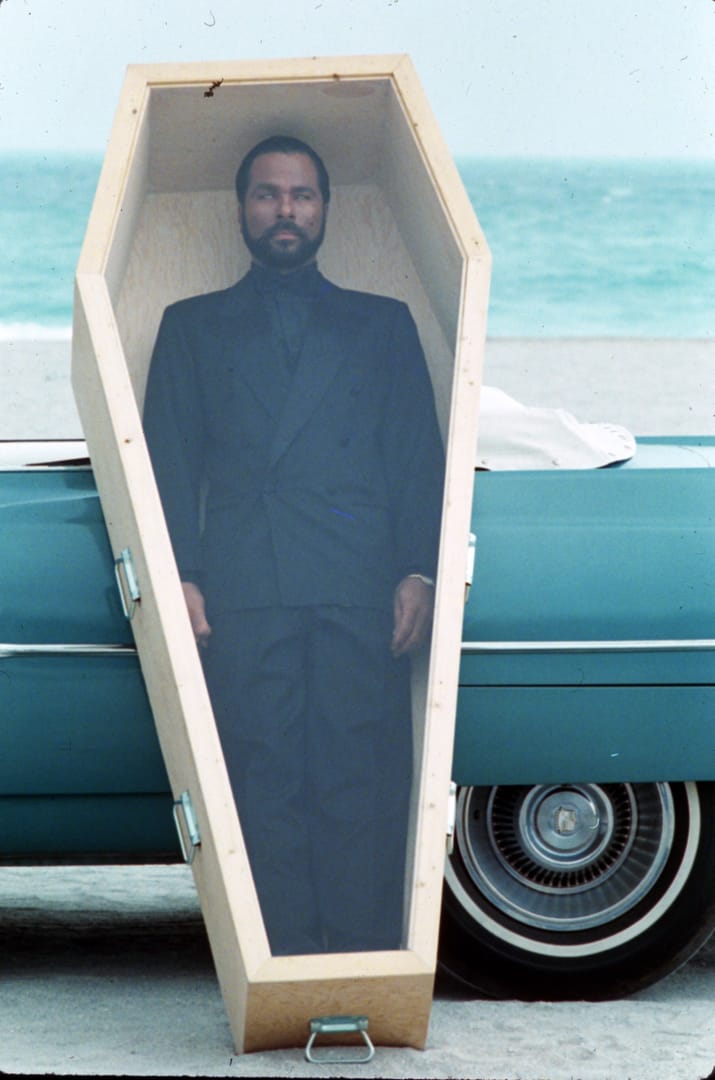 Corrupción en Miami: La imagen en el espejo - AMC CHANNELS