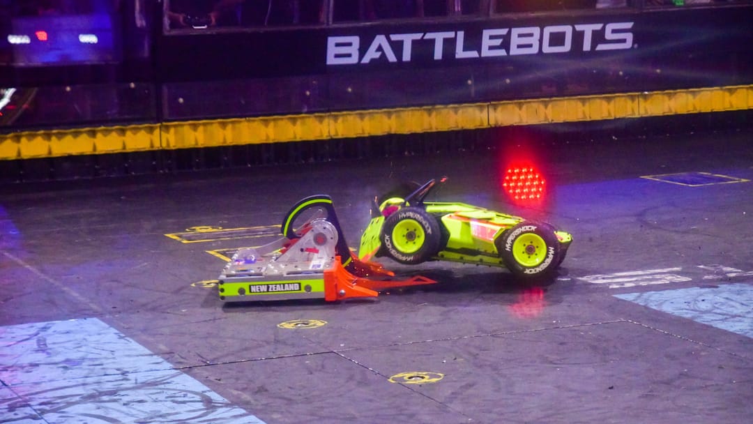 BattleBots, Peleas de Robots: Noche de combate - Desesperación - AMC SELEKT